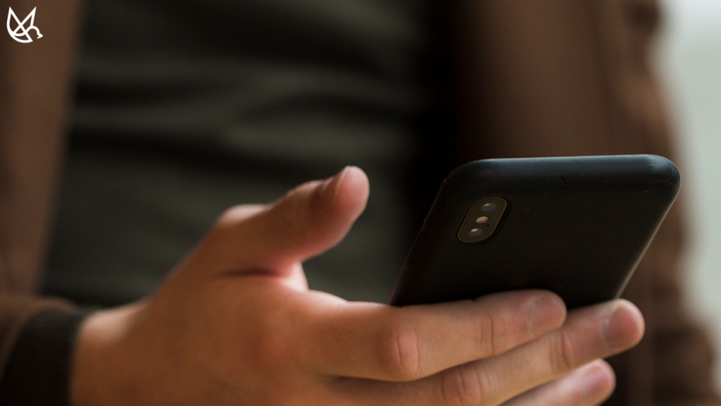 Guide to Secure Mobile Apps in a Hostile Runtime Environment